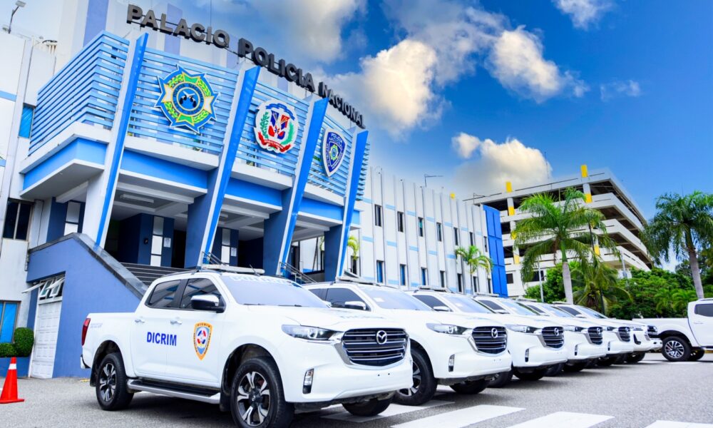 (Video) Se desmontan de yipeta e inician tiroteo: Dos mujeres y un niño ...